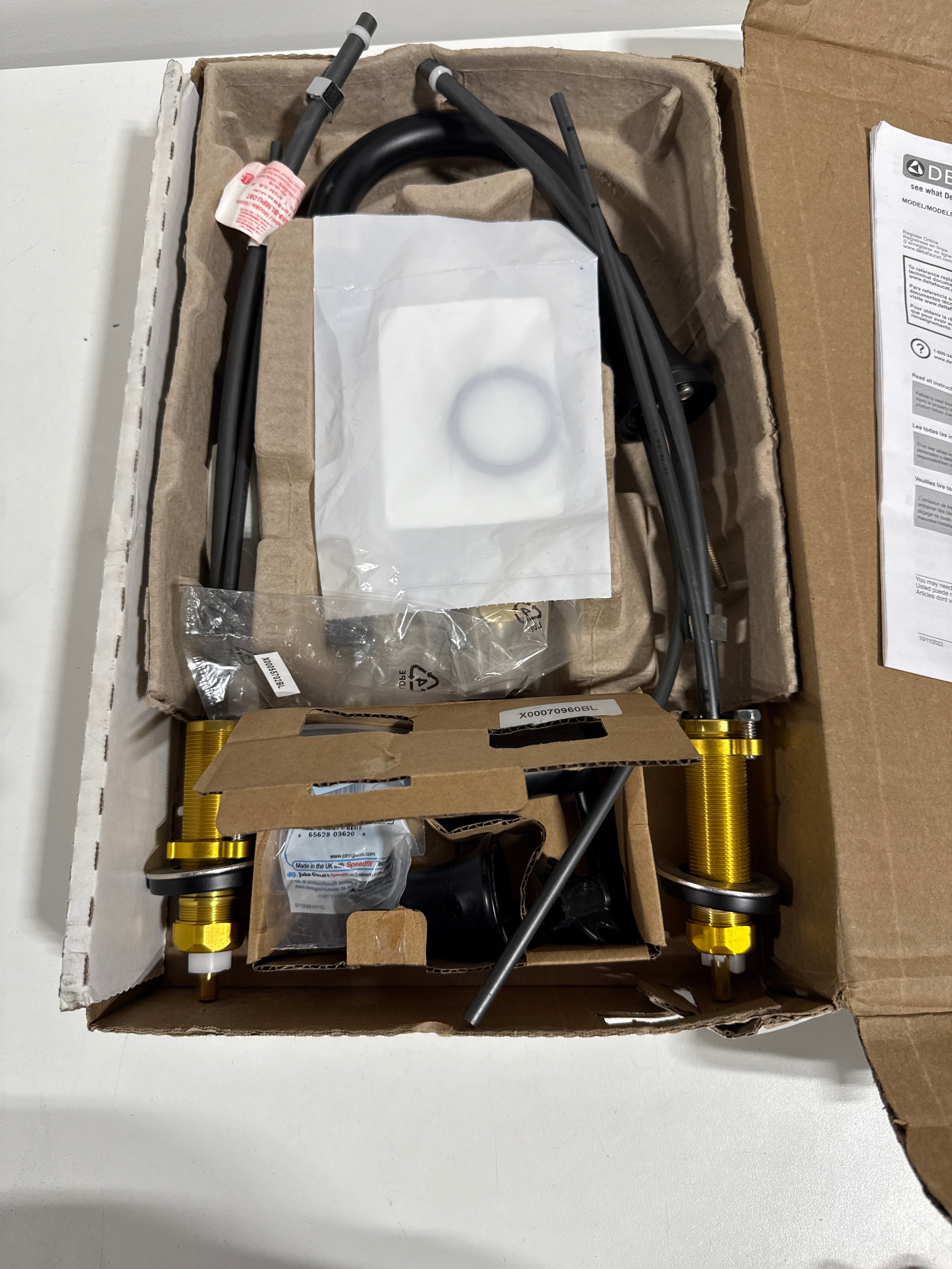 Delta Trinsic Matte Black Bathroom Faucet 3 Hole, 8 Inch Widespread Ba ...